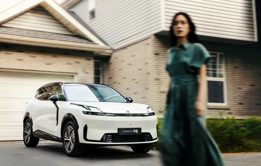 LYNK & CO 08 | Conduce el future